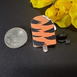 Disney | Jewelry | 28 Disney Parks Tigger Popsicle Pin New | Poshmark